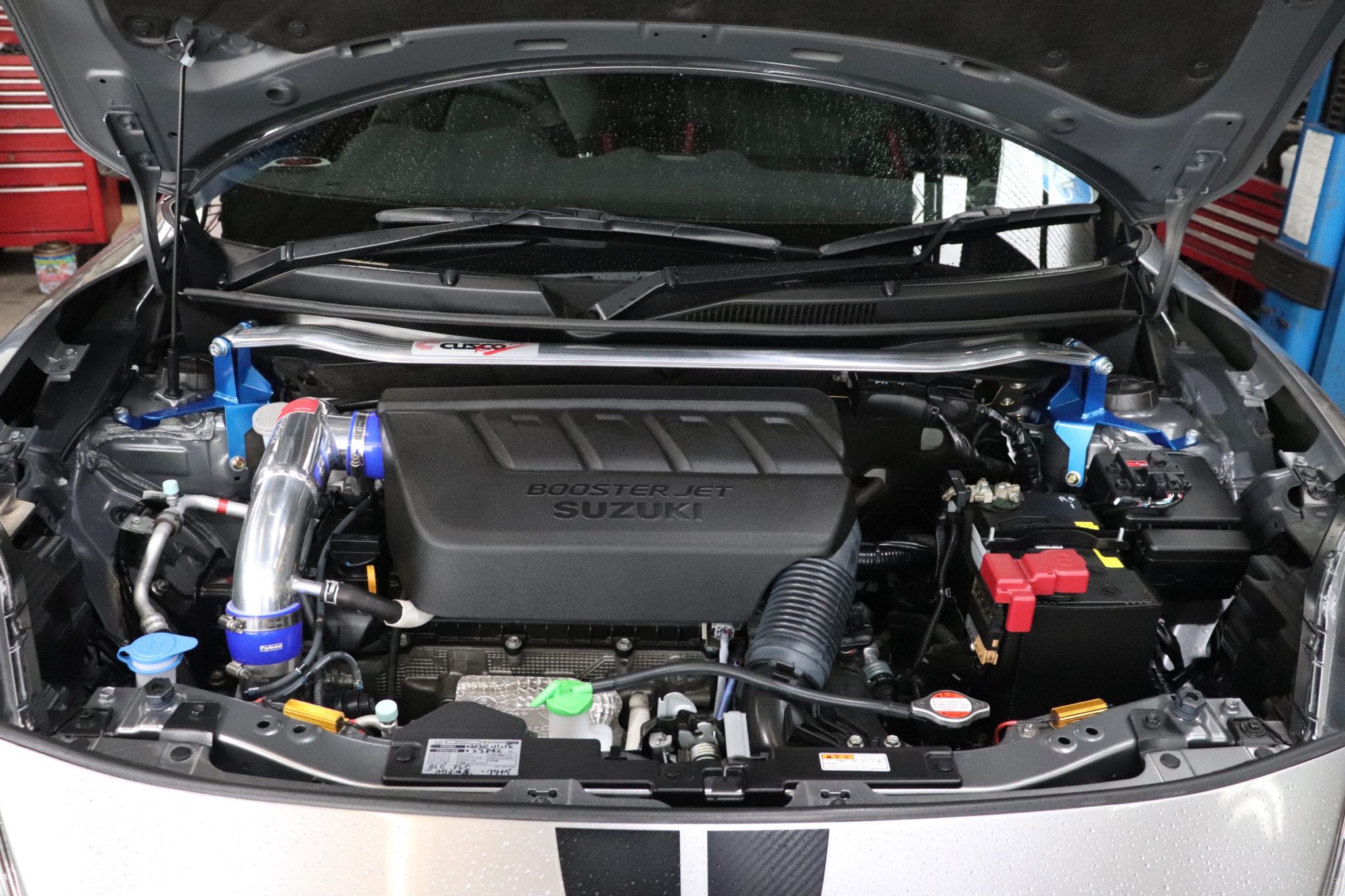 スズキ ZC33S スイフトスポーツ SWK製 ダウンサス取り付け 前後ブレーキパッド交換行いました | アスリート湘南波乗り自動車