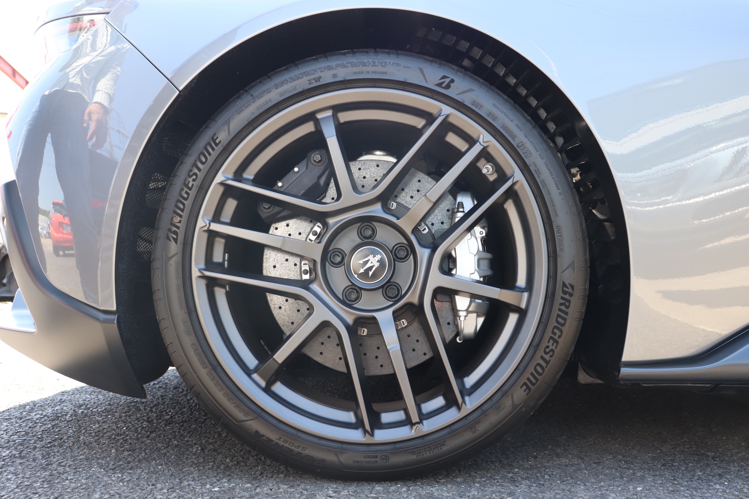 マセラティ 7BA-MC30 MC20 ご来店頂きました | アスリート湘南波乗り自動車